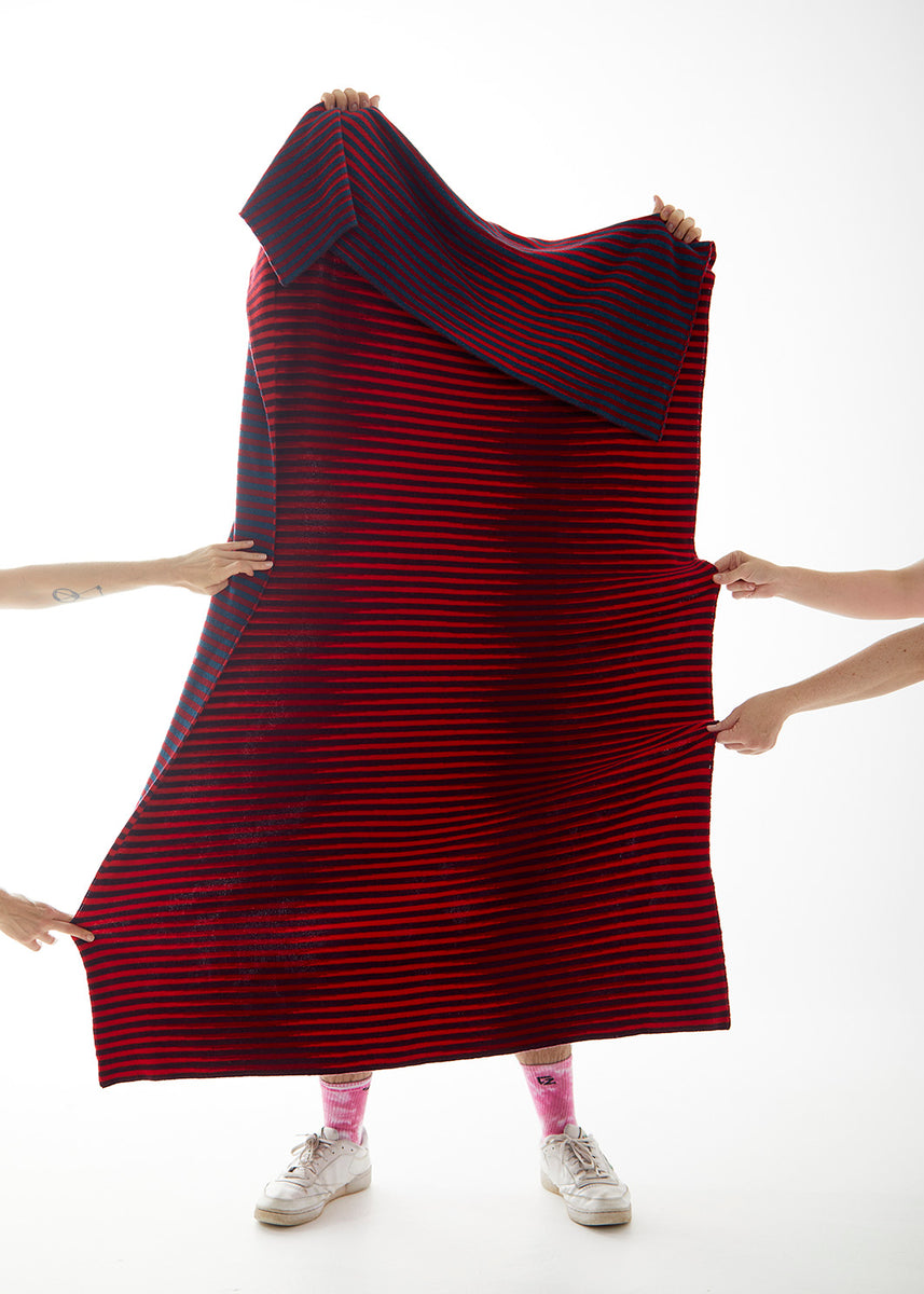 GOOD VIBRATIONS THROW - DARK BERRY – WAH-WAH AUSTRALIA